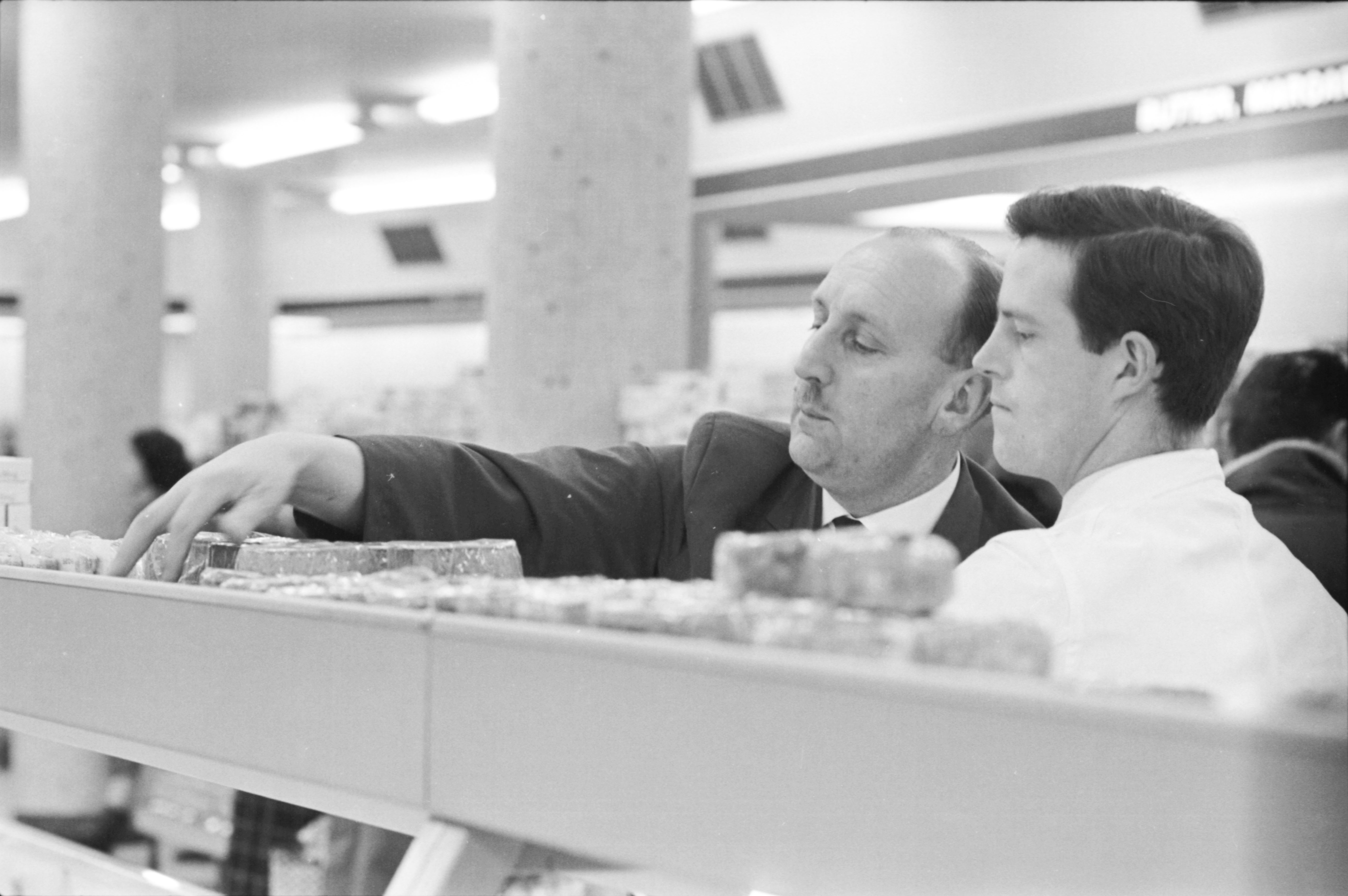 Image of Worcester (26/27 Lychgate) branch | SA/IMA/4/SM/6/11 - Image ...